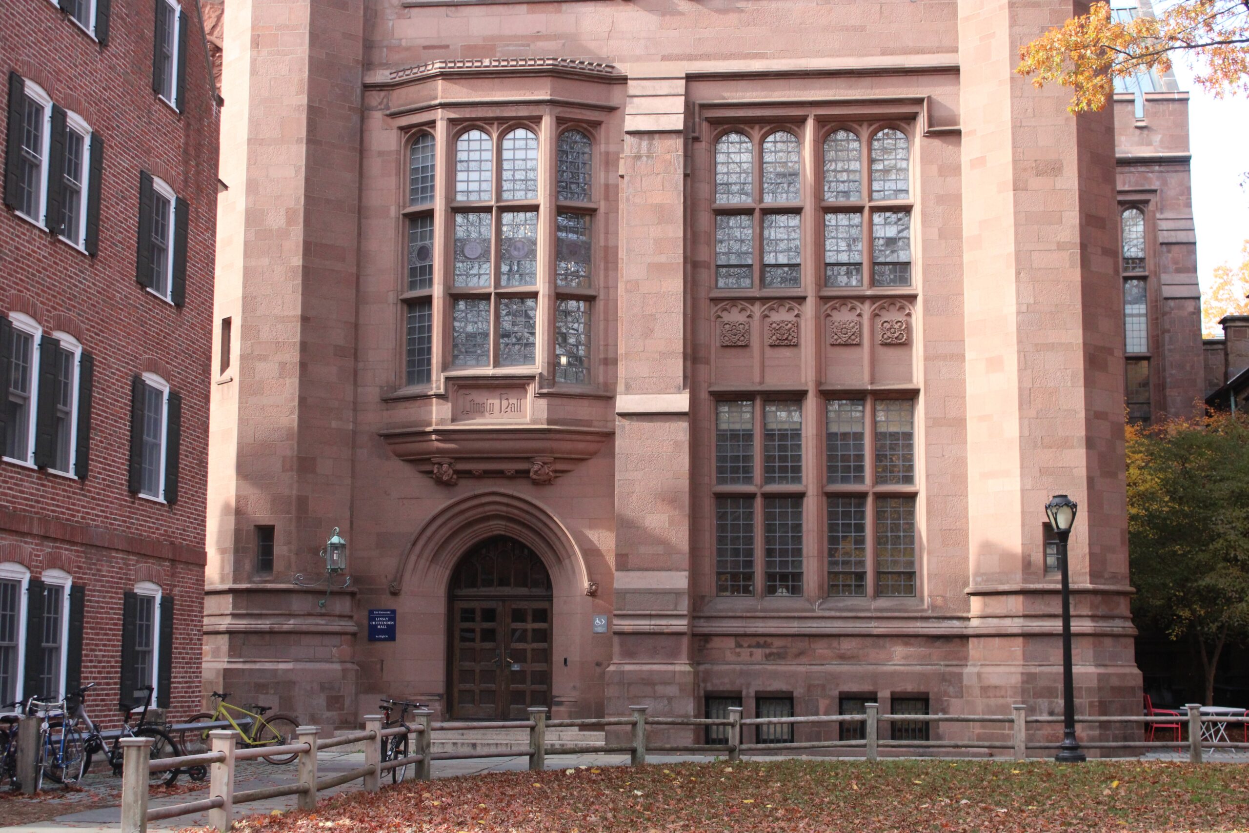 Shakespeare courses draw strong interest ahead of spring semester ...