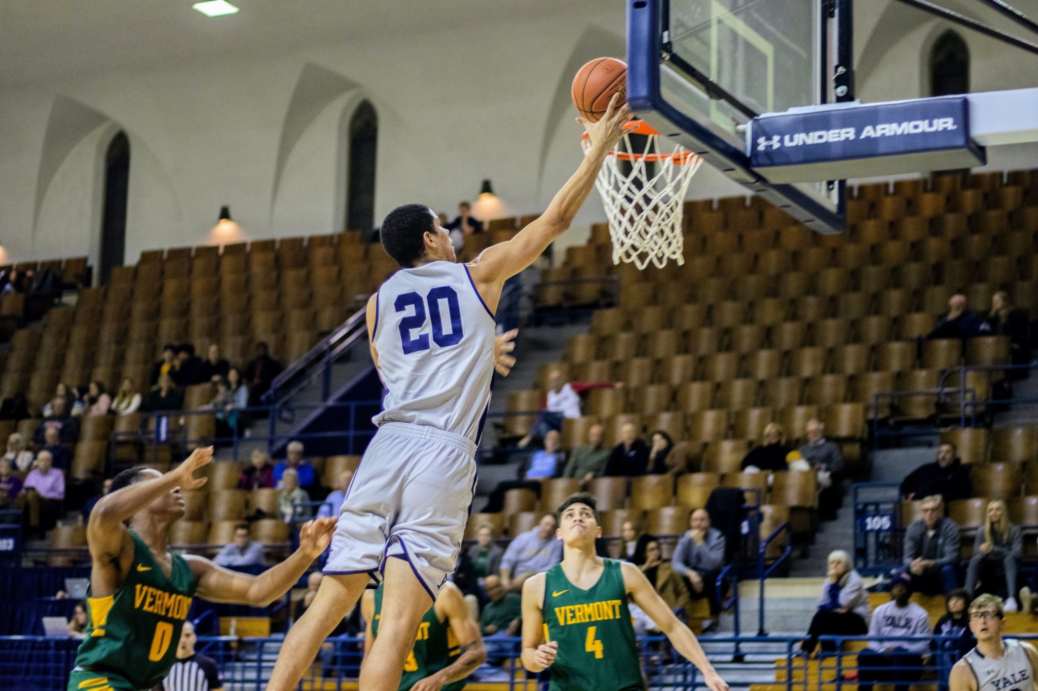 MEN’S BASKETBALL: Despite soaring in national rankings, Yale’s fan ...