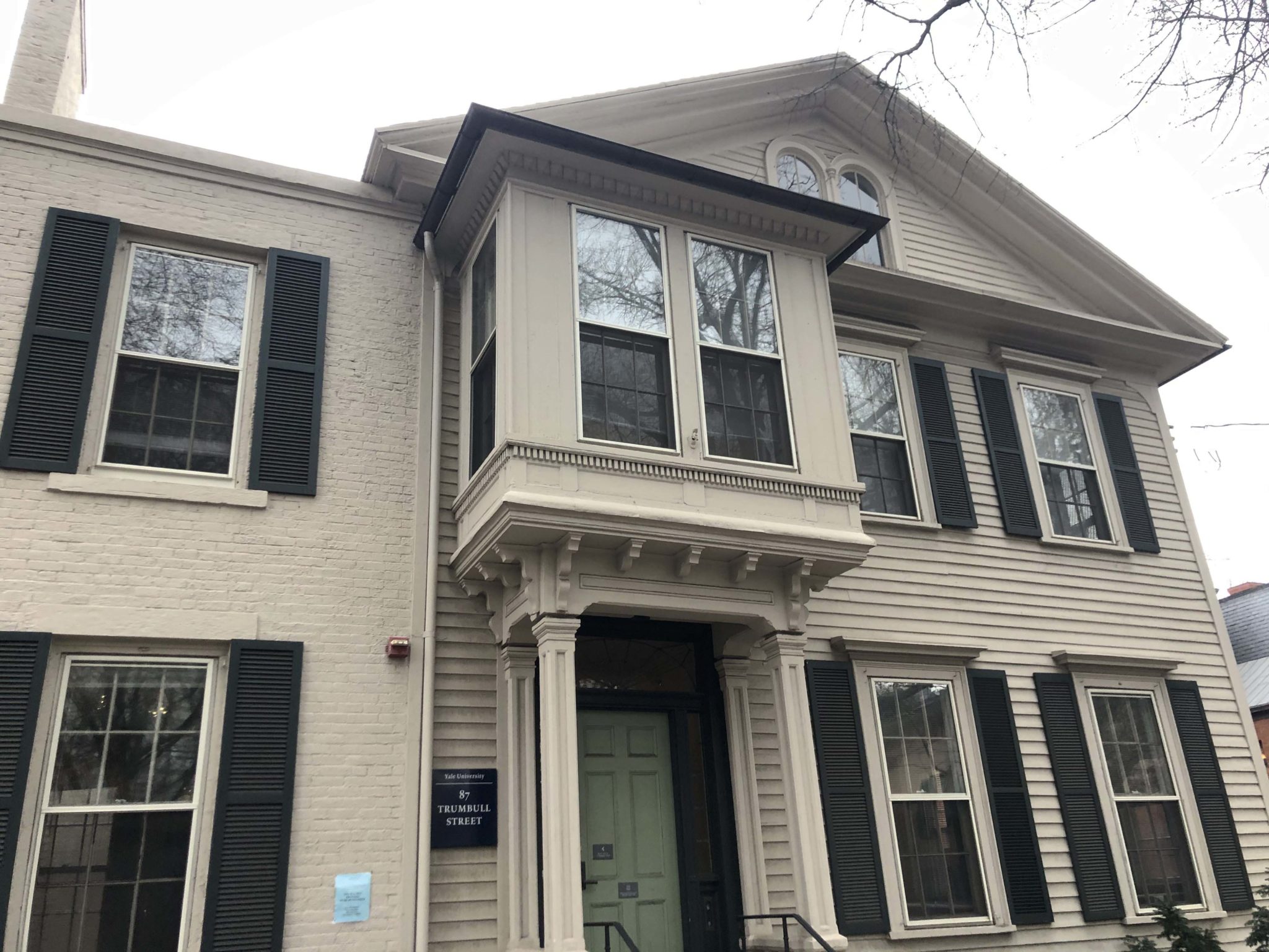 Yale plans to move historic building to construct economics center ...